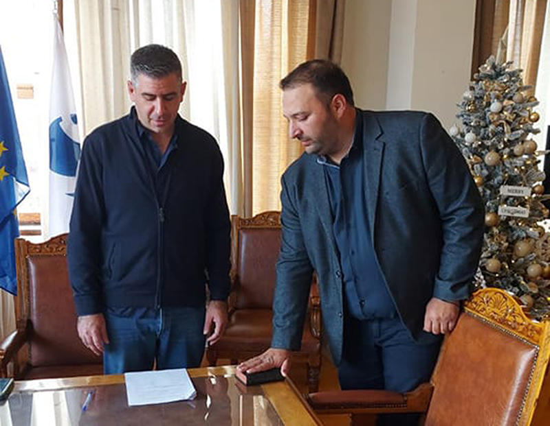 Ορκίστηκε Δημοτικός Σύμβουλος Βόλου ο Θανάσης Τακμάκης - Λαός της Μαγνησίας
