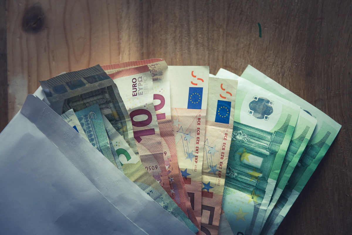 Νομοθετείται η έκτακτη στήριξη σε συνταξιούχους με προσωπική διαφορά ...