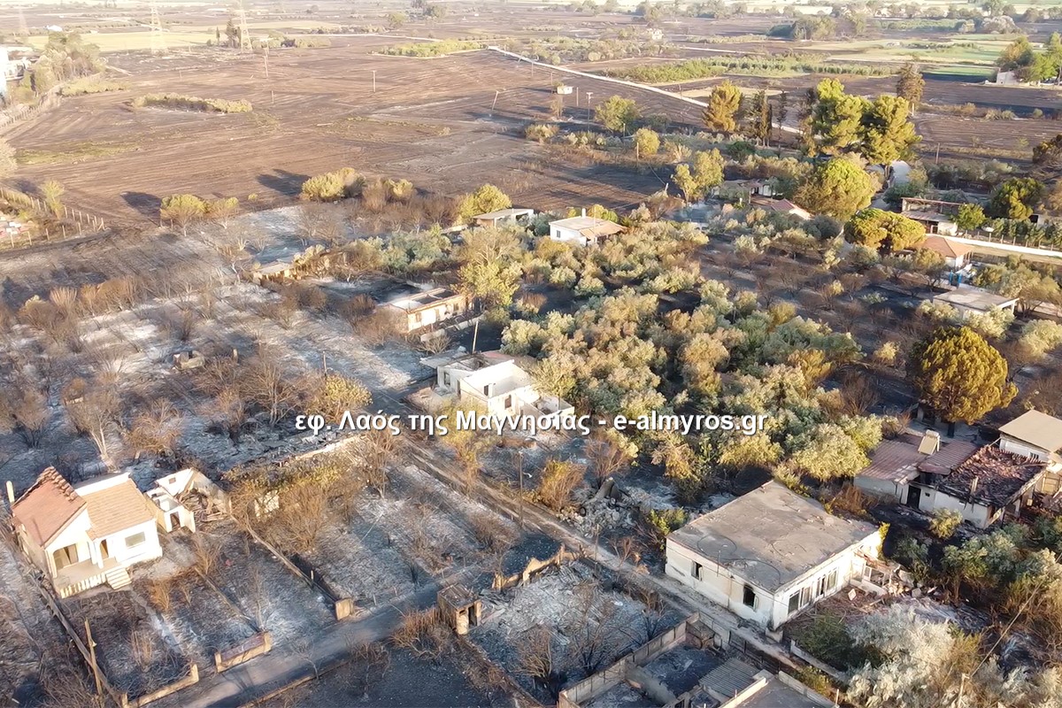Η κατάσταση σε Αλμυρό και Ρήγα Φεραίο - Πλάνα από drone από Χοροστάσι ...