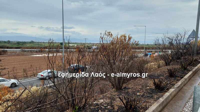 Kλειστή η Εθνική Οδός προς Αθήνα - Ταλαιπωρία ωρών για δεκάδες επιβάτες ...