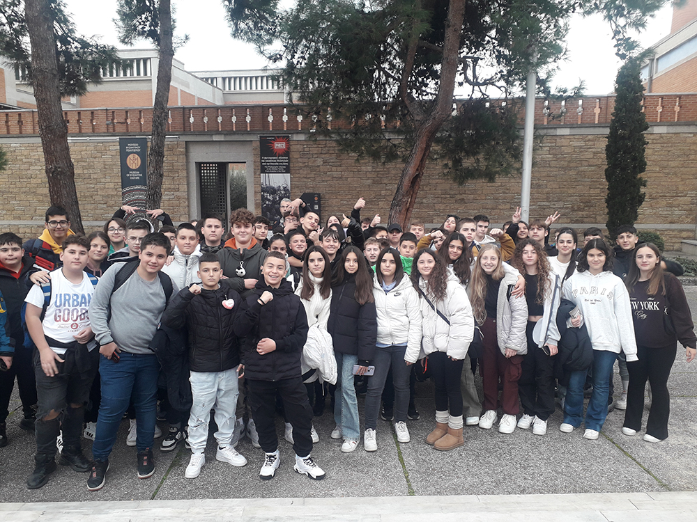 ΕΚΠΑΙΔΕΥΤΙΚΗ ΕΠΙΣΚΕΨΗ ΤΗΣ Α΄ ΚΑΙ ΤΗΣ Β΄ ΤΑΞΗΣ ΤΟΥ 2ου ΓΥΜΝΑΣΙΟΥ ΑΛΜΥΡΟΥ ...